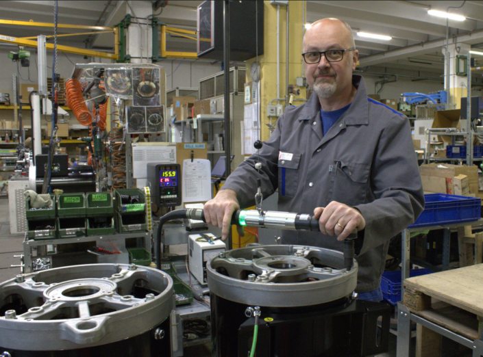 INDUSTRY 4.0 FOR INCREASINGLY EFFICIENT AND INTEGRATED MANUFACTURING ...